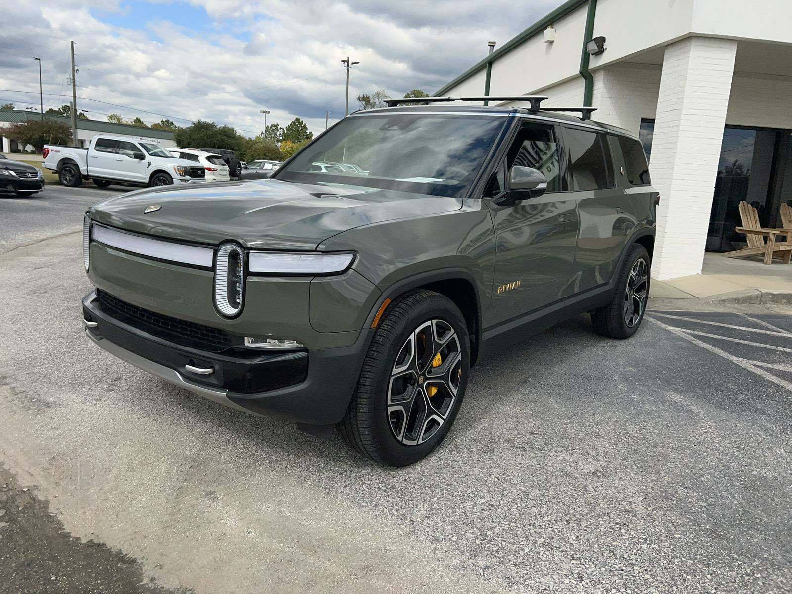 7pdsgabl0pn003861 Rivian R1s 2023 Купить из США